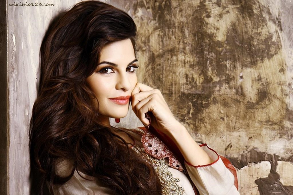 Jacqueline Fernandez wiki Bio Age Figure size Height HD Images ...