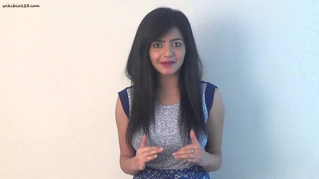 Simran Sharma wiki Bio Age Figure size Height HD Images Wallpapers ...