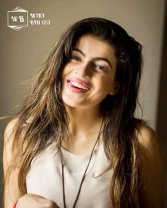 Mahi Sharma Wiki Bio Age Figure Size Height Affair HD Images Wallpapers