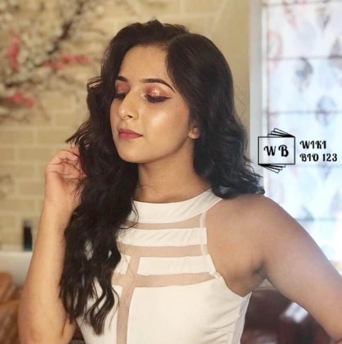 Sruishty Maan Wiki Bio Age Figure Size Height Affair HD Images Wallpapers