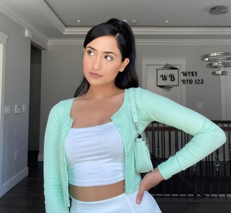 Tanu Grewal Wiki Bio Age Figure Size Height Affair HD Images Wallpapers