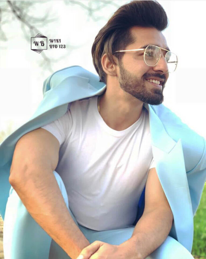 Maninder Buttar wiki Bio Age Body Fitness Height Affair HD Image ...
