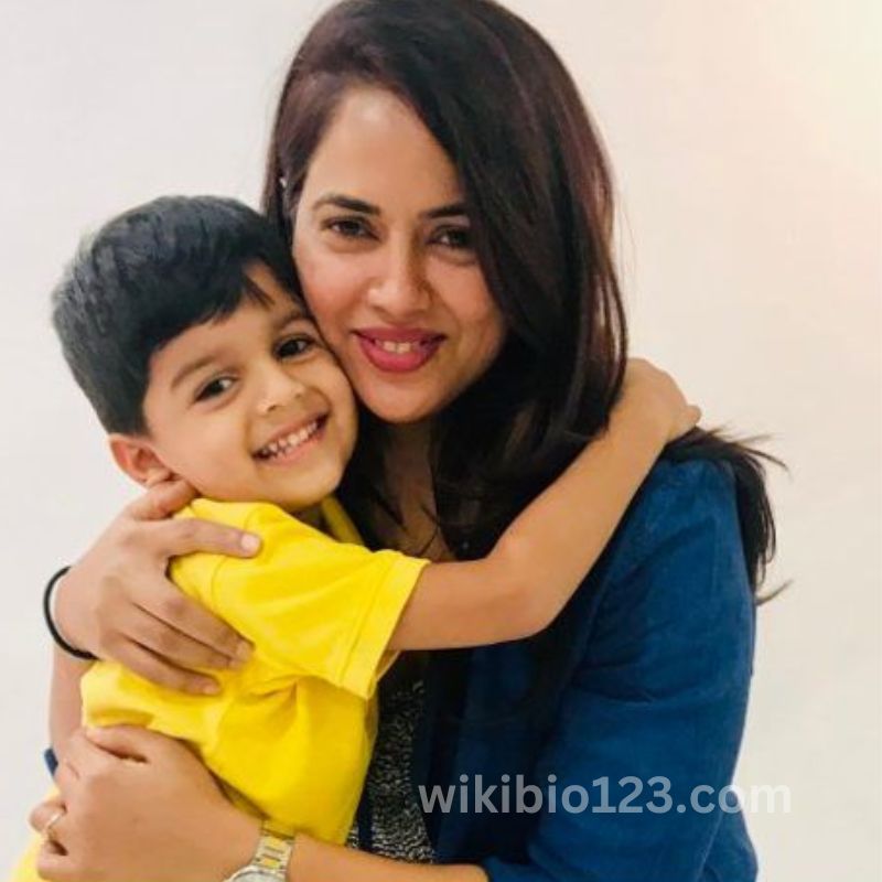 Akshai Varde Net worth, Biography, Age, Wikipedia, Height and More