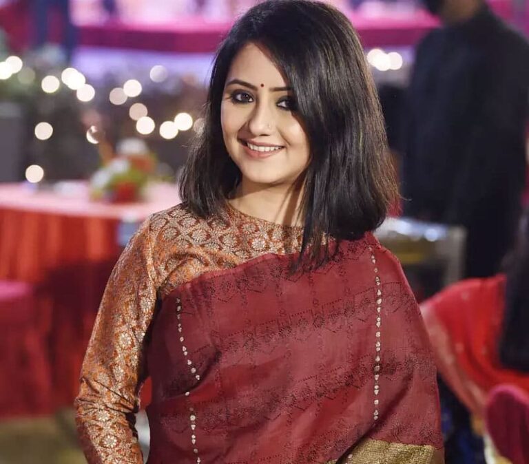 Manali Dey Height Age Boyfriend Family Biography Wiki